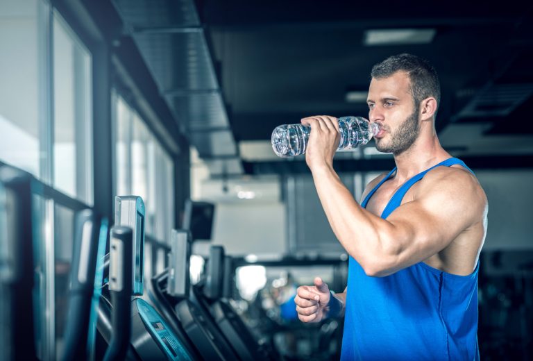 Does Water Help Build Muscle? - muscleandstrong.com