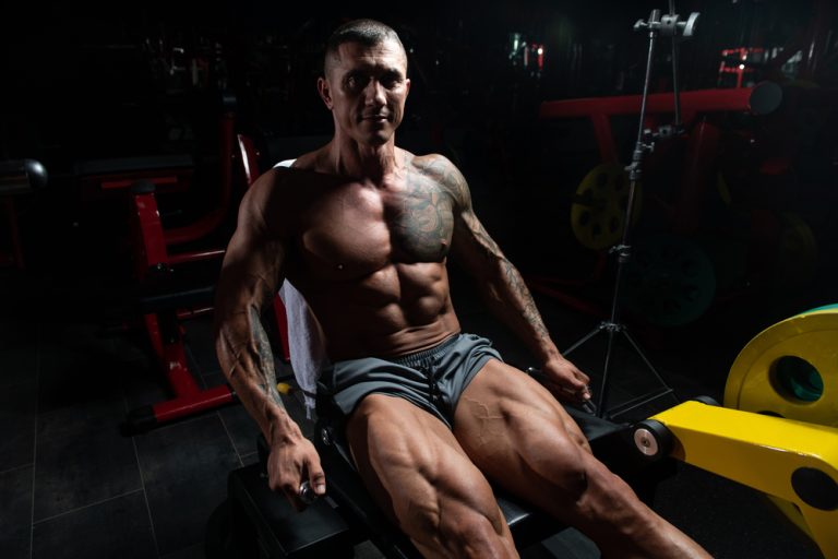 7 Essential Exercises To Build Quad Muscles - muscleandstrong.com