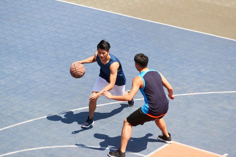 Does Basketball Build Muscle? - muscleandstrong.com