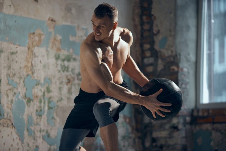 Does HGH Build Muscle? - muscleandstrong.com