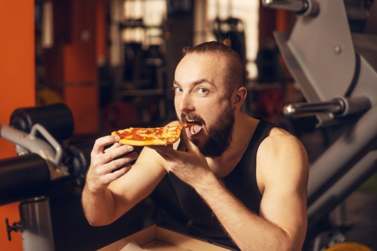 Is Pizza Good For Building Muscle? - muscleandstrong.com