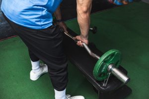 Reverse Curls: Benefits and How to Do Them Correctly - muscleandstrong.com