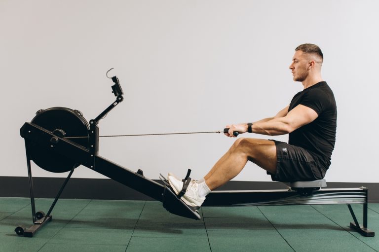Which Muscles Does Rowing Machine Work? - muscleandstrong.com