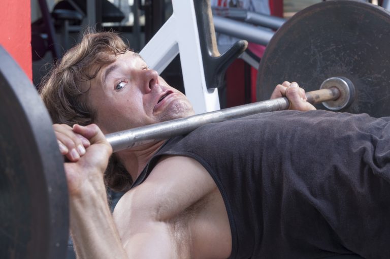 How To Estimate Your Bench Press 1 Rep Max Safely - muscleandstrong.com