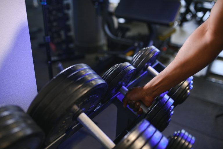 How to Do the Dumbbell Good Morning Without Hurting Your Back ...
